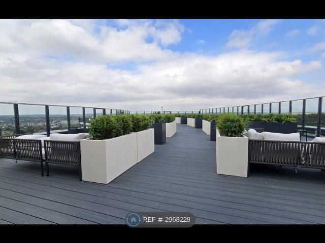 Munro Court, Barnet EN4, 2 bed flat to rent, £3,750 pcm | PrimeLocation