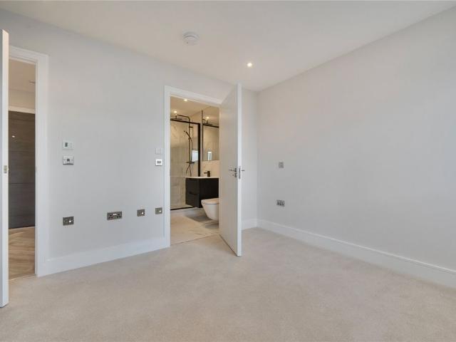 Munro Court, EN4, Cockfosters