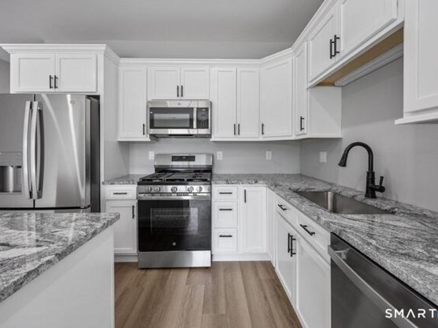 Munson Rd Apt D, Wolcott, Condo For Sale