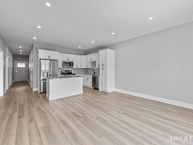 Munson Rd Apt E, Wolcott, Condo For Sale