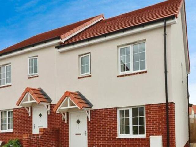 Muddlebridge Close, Bickington, 3 Bedroom Semi detached