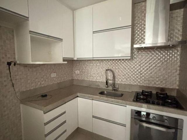 Mude se para o Tucuruvi! Apartamento impecável à venda, com vaga e a poucos passos do metrô