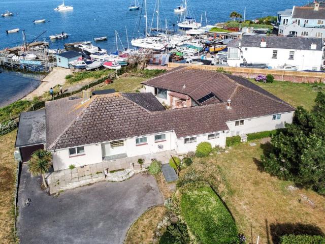 Mudeford, Christchurch BH23, 5 bed detached house to rent, £4,950 pcm | PrimeLocation