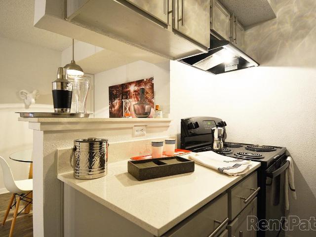 Mueller Flats Apartments 1 Bedroom Apartment for Rent at 1071 Clayton Ln, Austin, TX 78723 Windsor Park