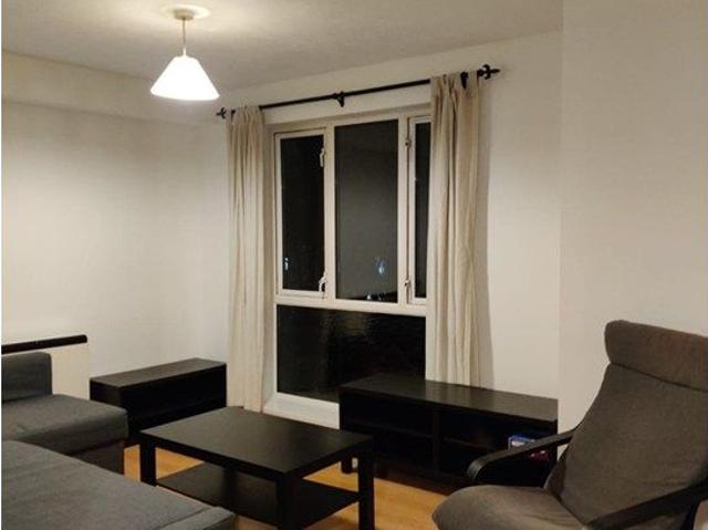 Muggeridge Close, South Croydon CR2, 2 bed flat to rent, £1,700 pcm | PrimeLocation