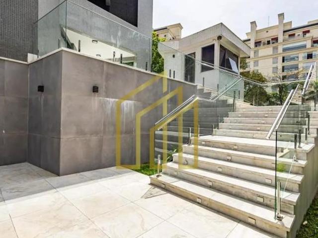 Muito + Q 3 Quartos: Conforto e Home Office Juvevê Curitiba
