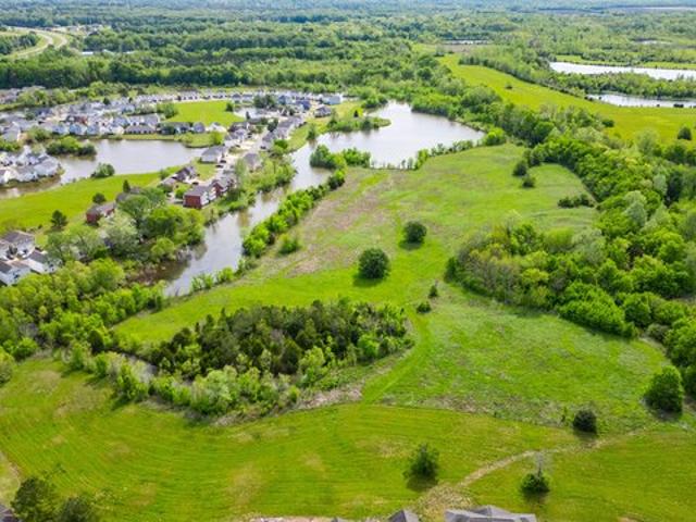 Muirfield Dr, Starkville, MS 39759
