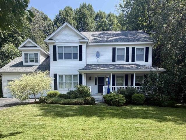 Muirfield Rd, Burlington, Home For Sale