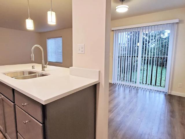 Multani Apartments 1 Bedroom Apartment for Rent at 10836 Se 204th St, Kent, WA 98031 East Hill Meridian