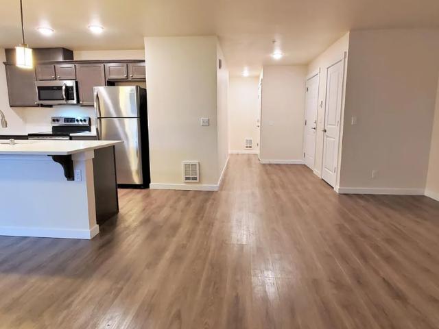 Multani Apartments 1 Bedroom Apartment for Rent at 10836 Se 204th St, Kent, WA 98031 East Hill Meridian