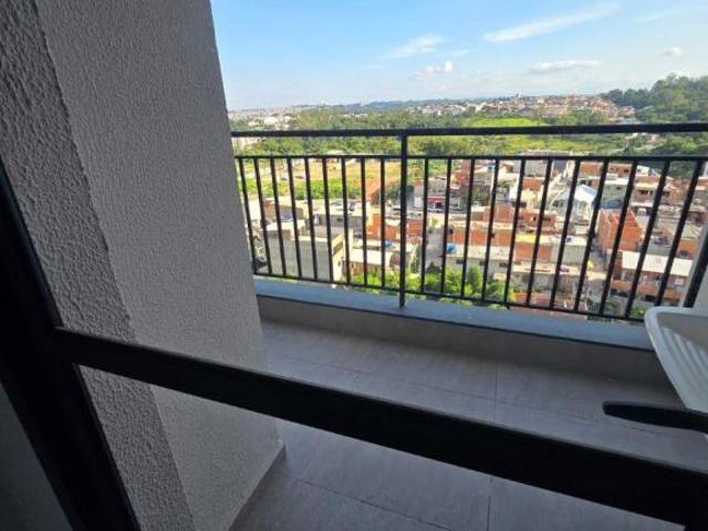 Multi Barueri de 480 por 390mil / Apartamento no 18° andar em frente para piscina