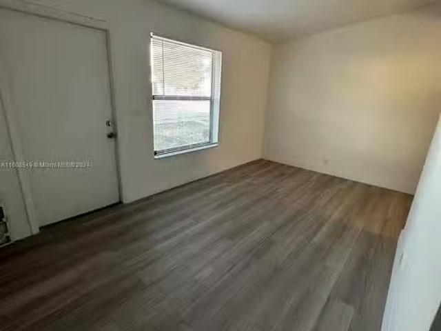 Multi Family Opa Locka, FL 2005 Ali Baba Ave #A