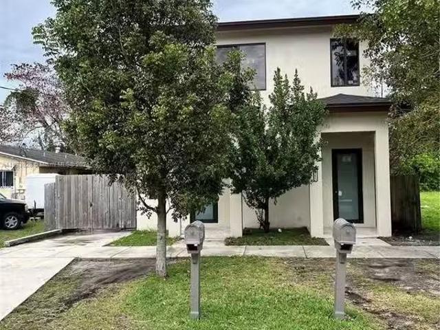 Multi Family Miami, FL 10255 Sw 178th St #2