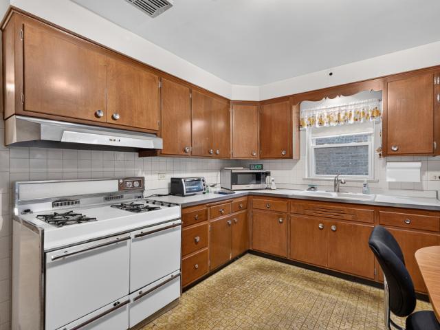 Multi Family: MLS #12712