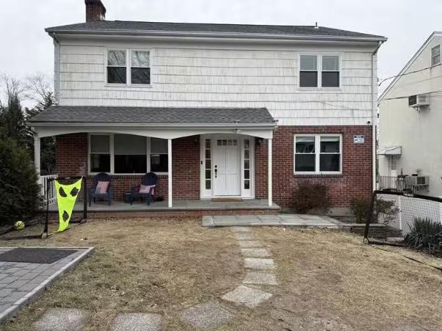 Multi family Rental Greenwich, CT 32 Arther St #2