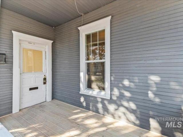 multi family with 6 bedroom, Boise ID DS88419628