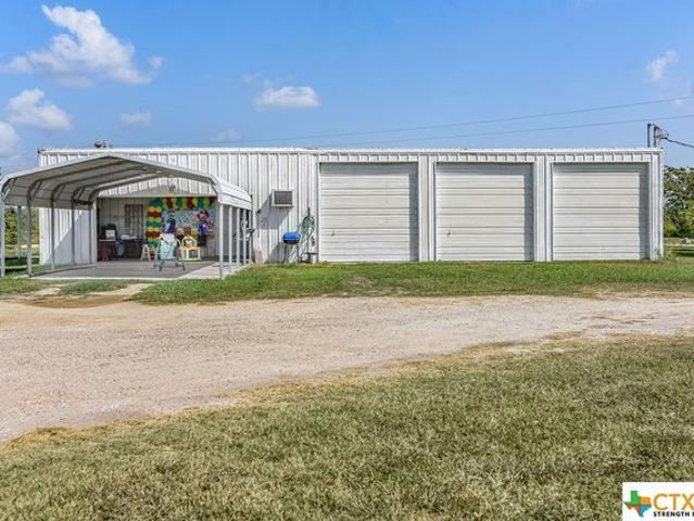 Multiple Danny Ln, Port Lavaca, TX 77979