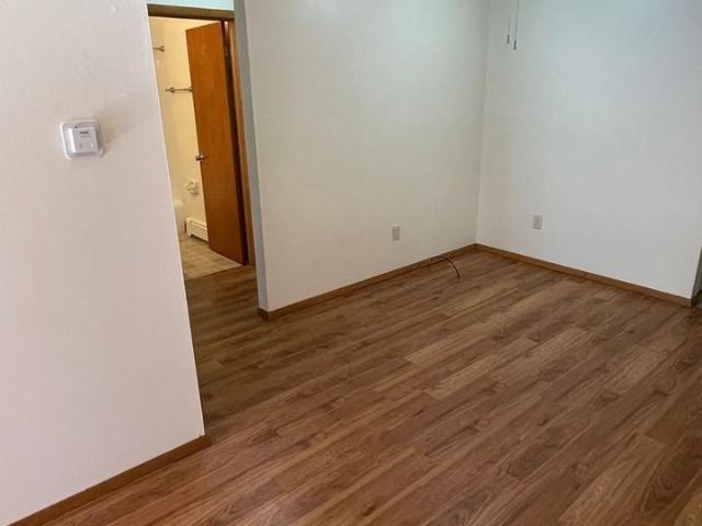Mulberry 2 Bedroom Apartment for Rent at 501 505 509 511 Mulberry Dr E West Bend, WI 53090