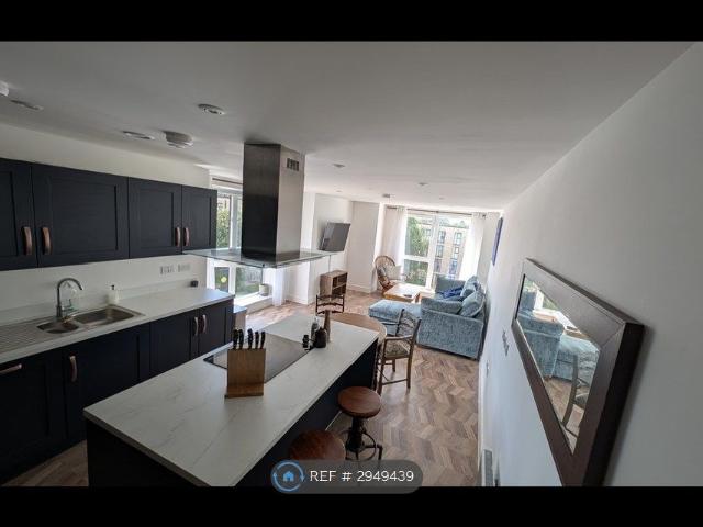 Mulberry Way, Bath BA2, 2 bed flat to rent, £1,950 pcm | PrimeLocation