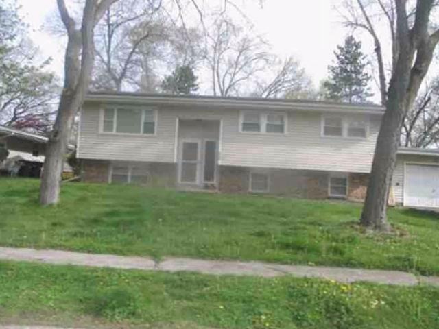 Mulberry Ave
