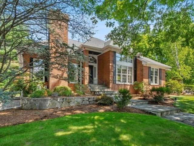 Mulberry Ct, East Greenwich, Home For Sale