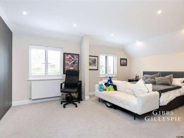 Mulberry House, Beech Waye, Gerrards Cross, Buckinghamshire, SL9