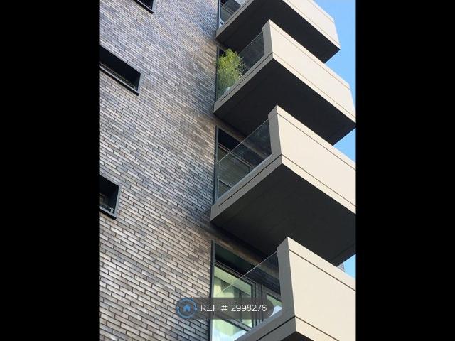 Mulberry House, Stevenage SG1, Studio to rent, £1,100 pcm | PrimeLocation
