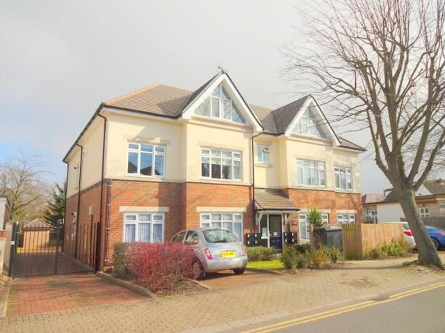 Mulberry Lodge, 59 Draycott Avenue HA3, 2 bed flat to rent, £1,925 pcm | PrimeLocation