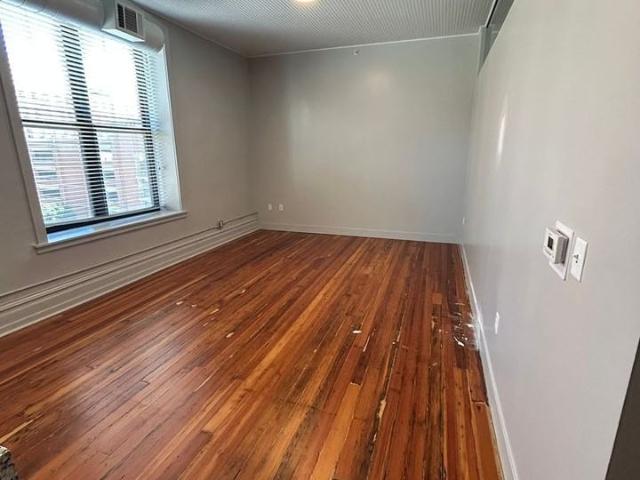 Mulberry Lofts 1 Bedroom Apartment for Rent at 905 Broadway Blvd, Kansas City, MO 64105 The Downtown Loop