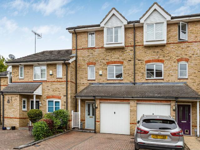 Mulberry Mead, Hatfield, Hertfordshire AL10, 3 bed terraced house to rent, £1,900 pcm | PrimeLocation