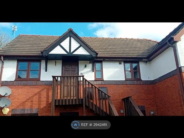 Mulberry Mews, Stockport SK4, 2 bed maisonette to rent, £1,100 pcm | PrimeLocation