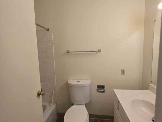 Mulford Park Apartments 2 Bedroom Apartment for Rent at 444 Gramercy Dr, Rockford, IL 61107