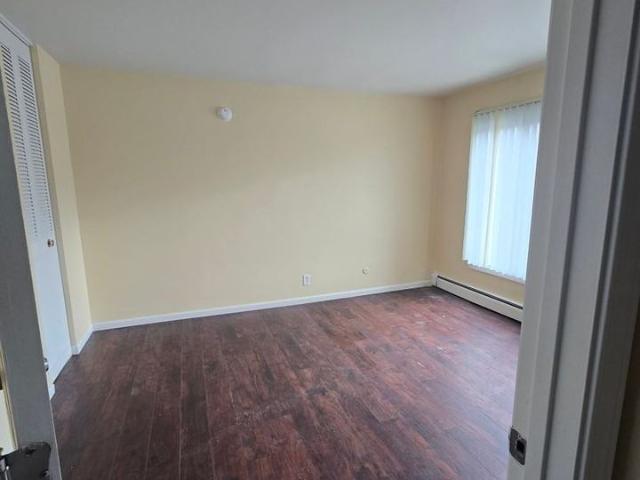 Mulford Park Apartments 3 Bedroom Apartment for Rent at 444 Gramercy Dr, Rockford, IL 61107