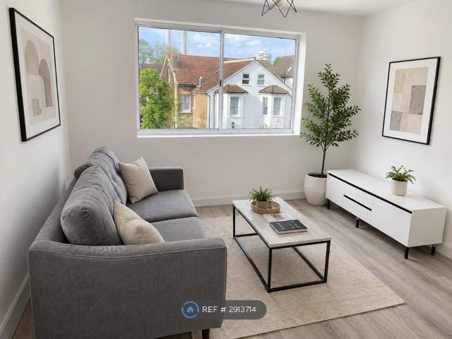 Mulgrave Road, Croydon CR0, 1 bed flat to rent, £1,350 pcm | PrimeLocation