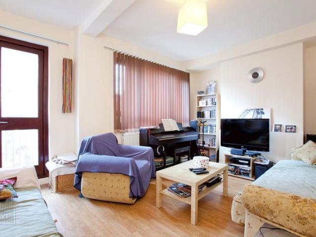 Mulletsfield, Cromer Street, Kings Cross WC1H, 4 bed flat to rent, £3,600 pcm | PrimeLocation
