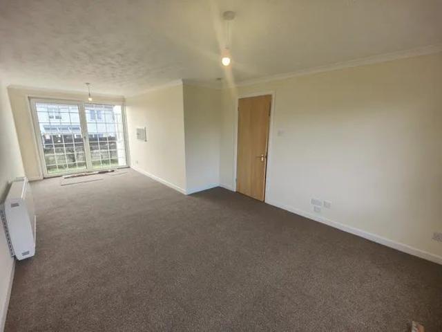Mullion, Helston, TR12