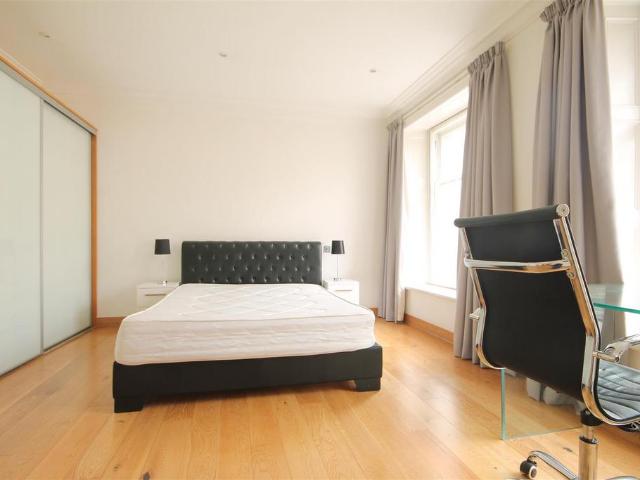 Murton House, City Centre 2 bed apartment to rent £2,250 pcm £519 pw