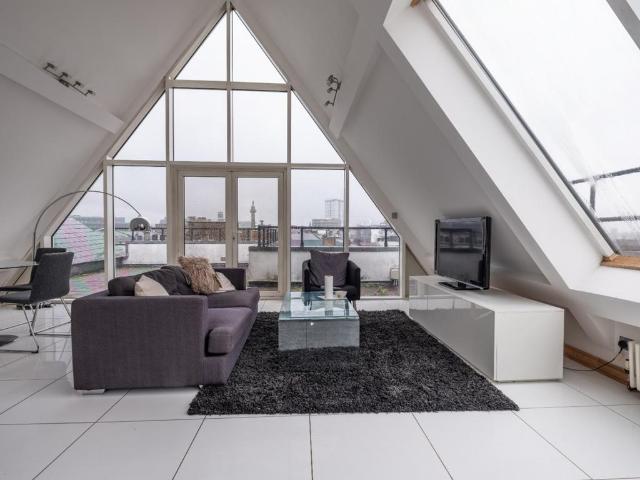 Murton House, Newcastle Upon Tyne NE1 2 bed apartment to rent £2,249 pcm £519 pw