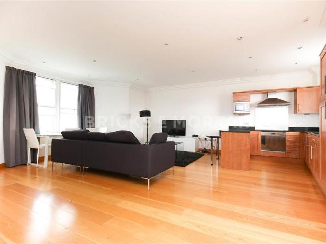 Murton House, Newcastle Upon Tyne NE1 2 bed apartment to rent £2,250 pcm £519 pw