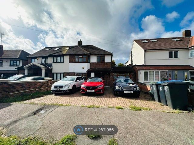 Murtwell Drive, Chigwell IG7, Room to rent, £700 pcm | PrimeLocation