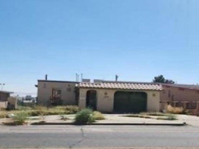 Murchison Dr