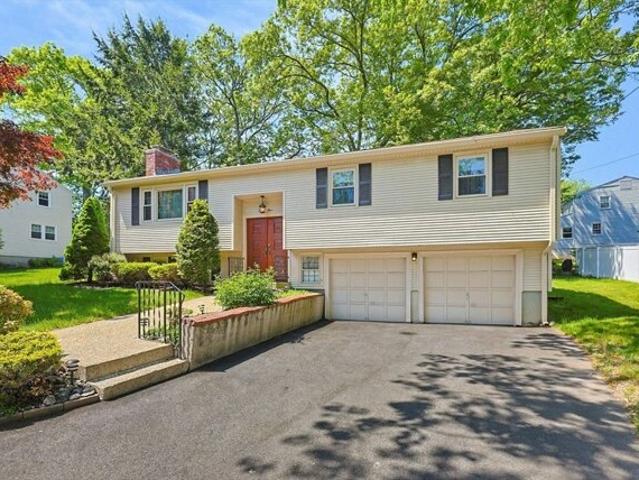 Muriel Ln, Milford, Home For Sale