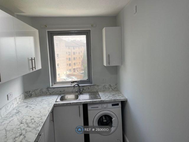 Murieston Lane, Edinburgh EH11, 2 bed flat to rent, £1,350 pcm | PrimeLocation