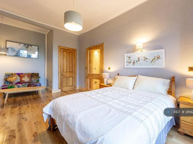 Murieston Terrace, Edinburgh, EH11 2 bed flat to rent £1,690 pcm £390 pw