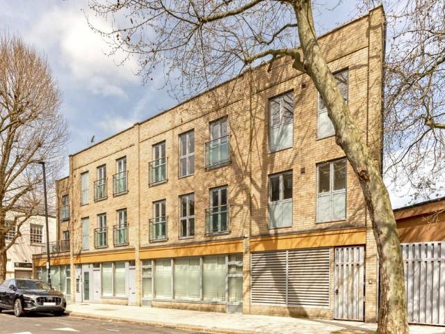 Murray Street, London NW1 2 bed flat to rent £2,900 pcm £669 pw