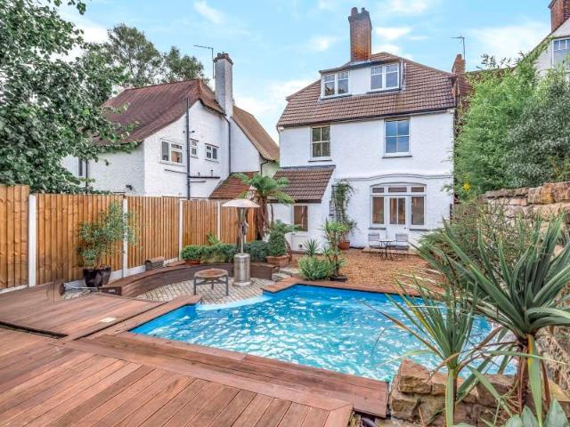 Murray Road, Northwood HA6, 5 bed detached house to rent, £3,750 pcm | PrimeLocation