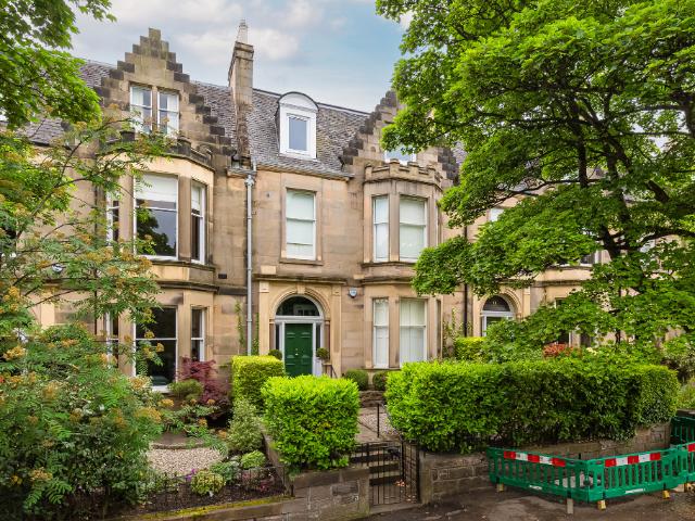 Murrayfield Avenue, Edinburgh EH12 3 bed apartment to rent £1,950 pcm £450 pw