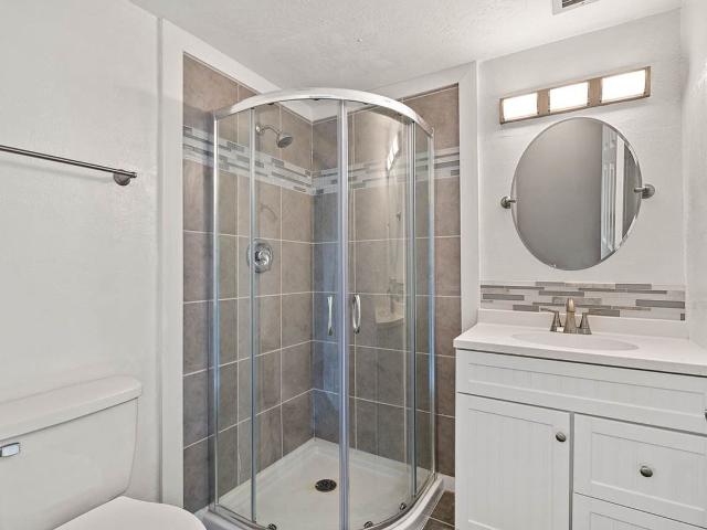 MUST SEE! 604 E Iredell Ave Mooresville, NC 3 Bedroom Home for Rent at 604 E Iredell Ave, Mooresville, NC 28115