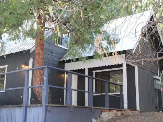 Must See 1 bedroom cabin in the woods Long Barn 26481 Cryst.