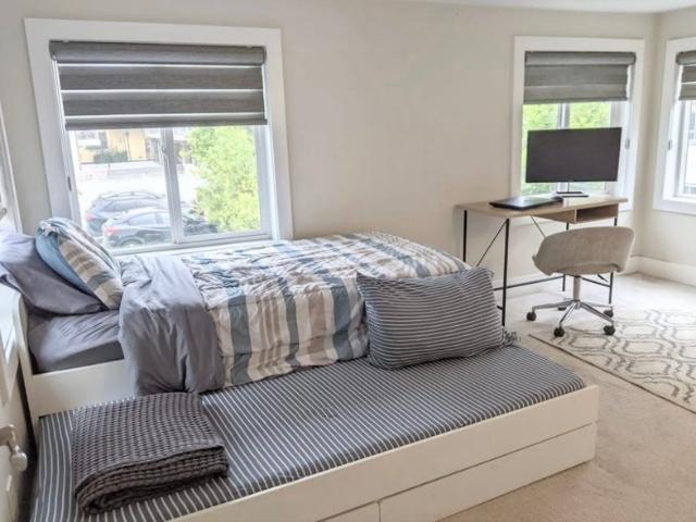 Must See* Bright & Cozy Room in a Large Pasadena